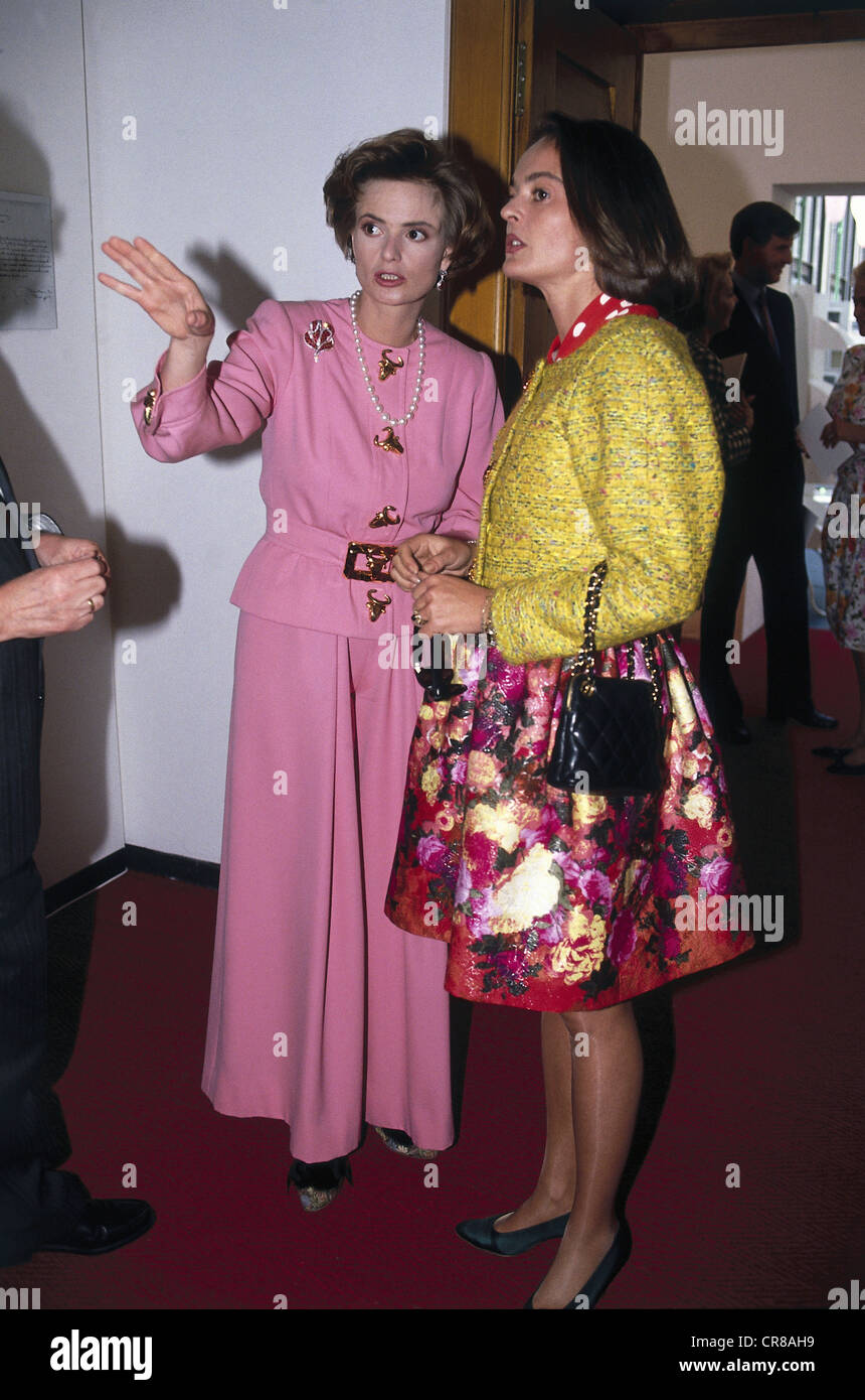 Thurn und Taxis, Gloria Princess von, (geborene von Schönburg ...