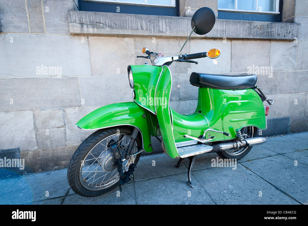 Ddr roller -Fotos und -Bildmaterial in hoher Auflösung – Alamy