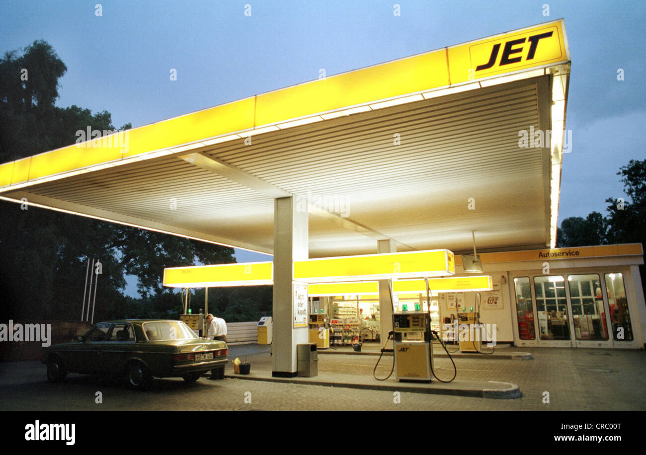Jet Petrol Station Stockfotos und -bilder Kaufen - Alamy