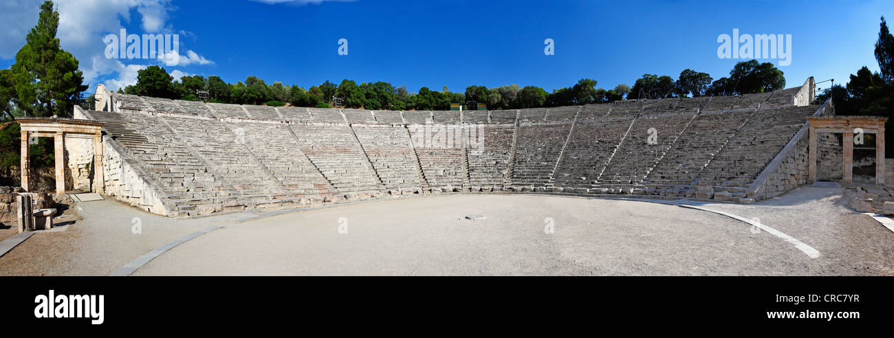 Antikes theater epidaurus -Fotos und -Bildmaterial in hoher Auflösung ...