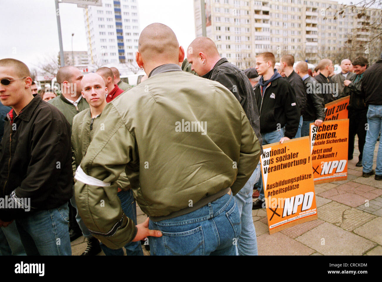 Skinheads auf NPD-demonstration Stockfotografie - Alamy