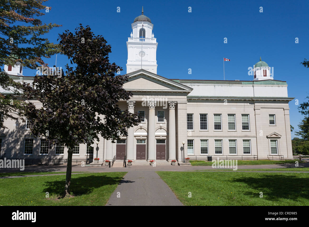 University Hall an der Acadia University und dem Uhrturm. Die ...