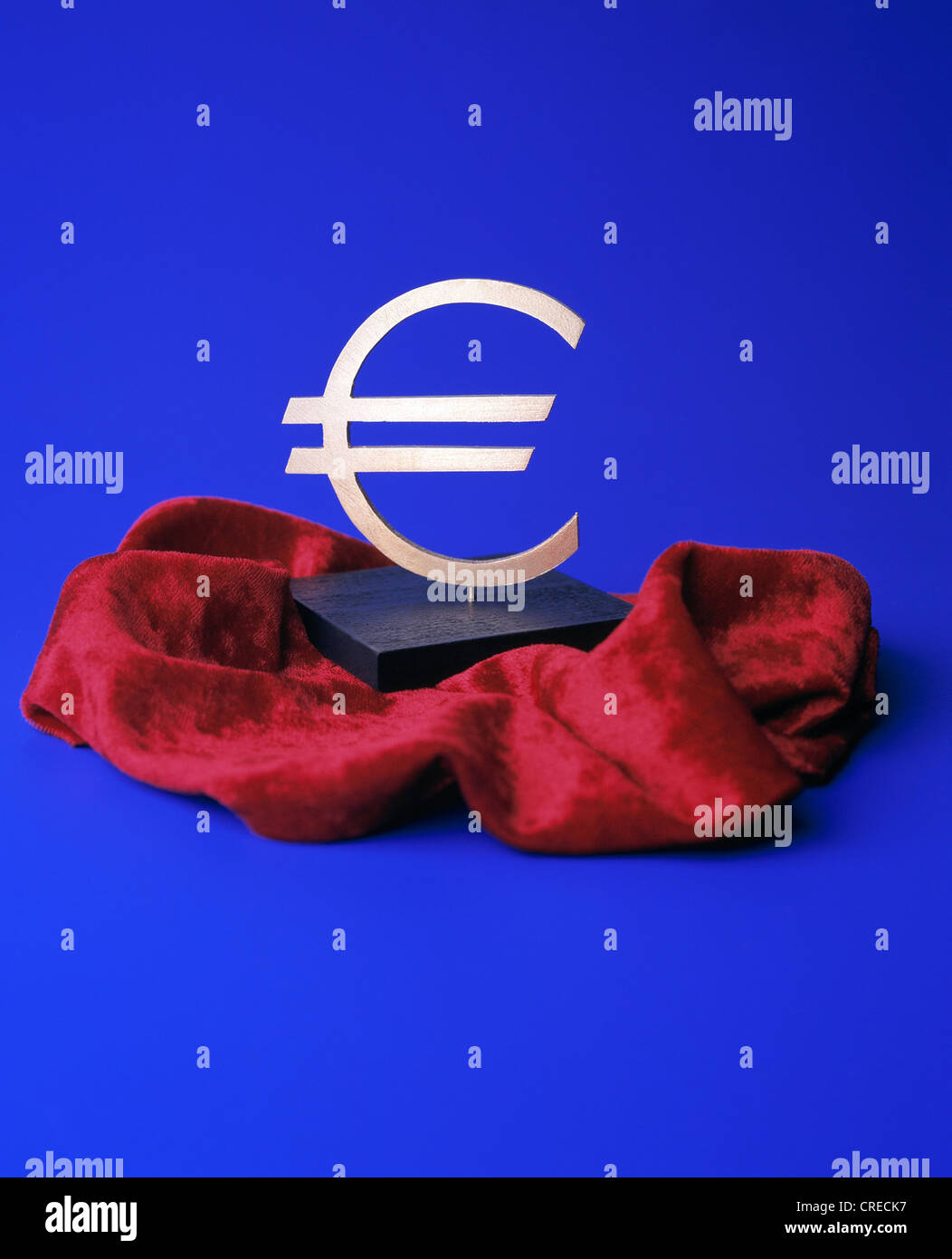 Eurozeichen rot -Fotos und -Bildmaterial in hoher Auflösung – Alamy