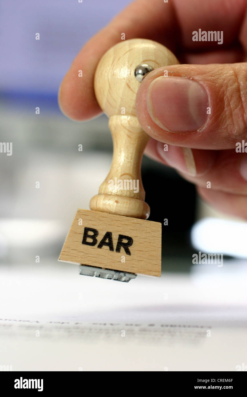 Mitarbeiter regulieren -Fotos und -Bildmaterial in hoher Auflösung – Alamy