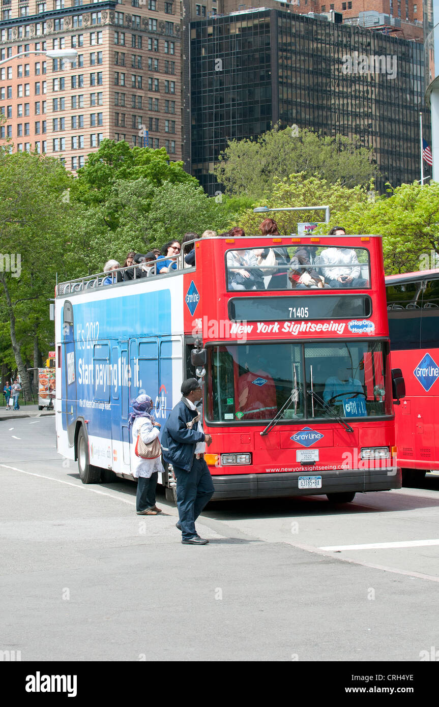 Gray line sightseeing buses -Fotos und -Bildmaterial in hoher Auflösung ...