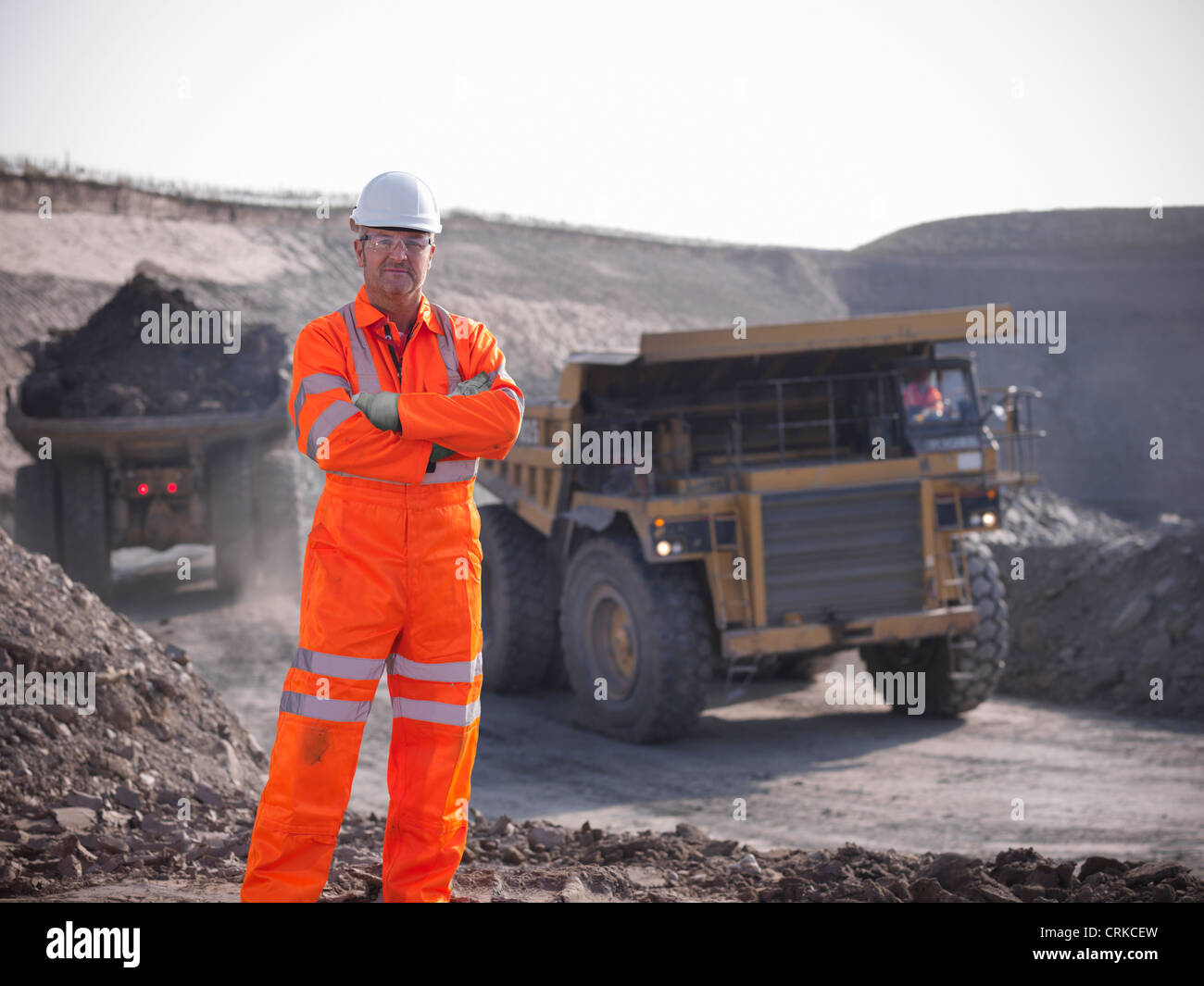 Mann arbeiter grube -Fotos und -Bildmaterial in hoher Auflösung – Alamy