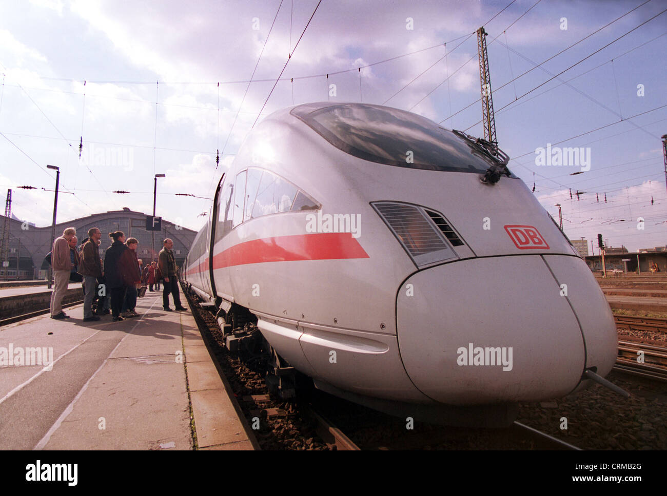 Triebwagen eines ICE-3-Zug der Deutschen Bahn AG Stockfotografie - Alamy
