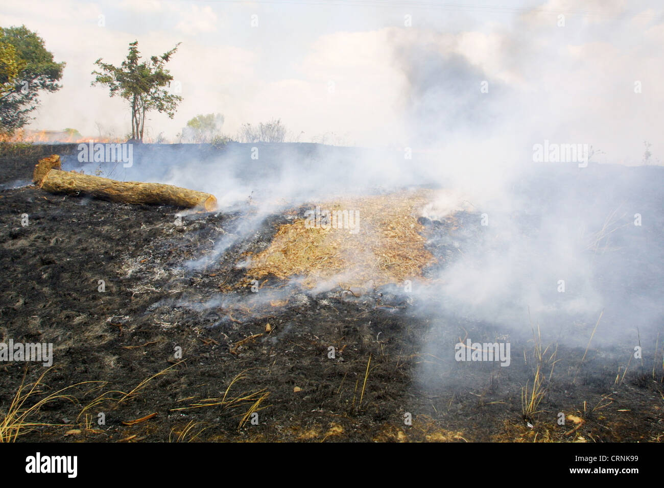 Schrägstrich und brennen Stockfotografie - Alamy