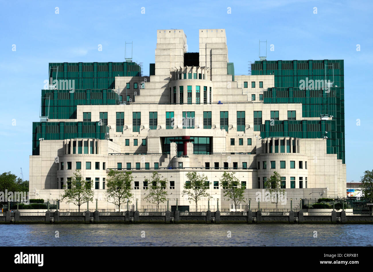 Mi6 building -Fotos und -Bildmaterial in hoher Auflösung – Alamy