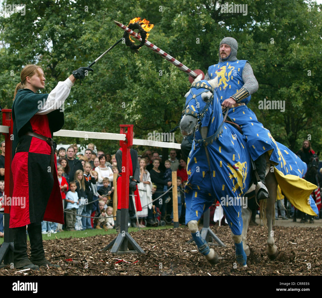 Ritter-Turnier auf dem Mittelalterfest in Mülheim Ad Ruhr ...