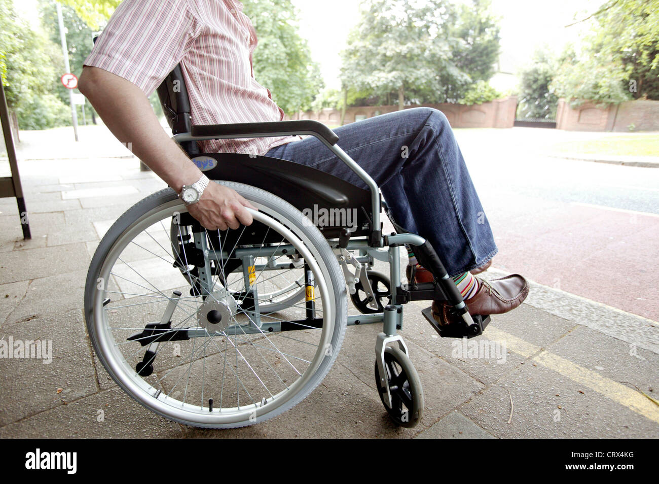 Ein behinderter mann Stockfotos und -bilder Kaufen - Alamy