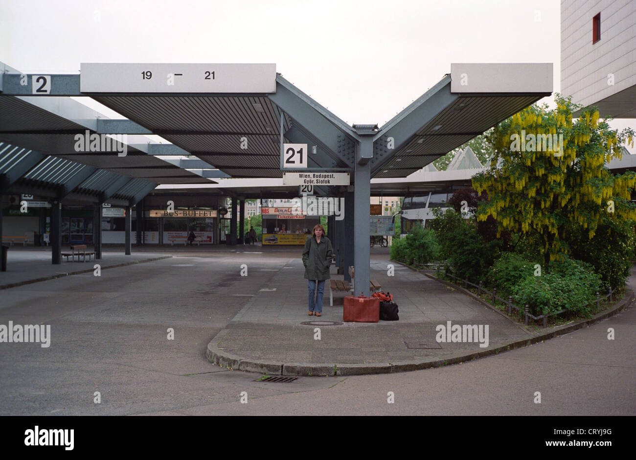 Zob central coach station bus -Fotos und -Bildmaterial in hoher ...