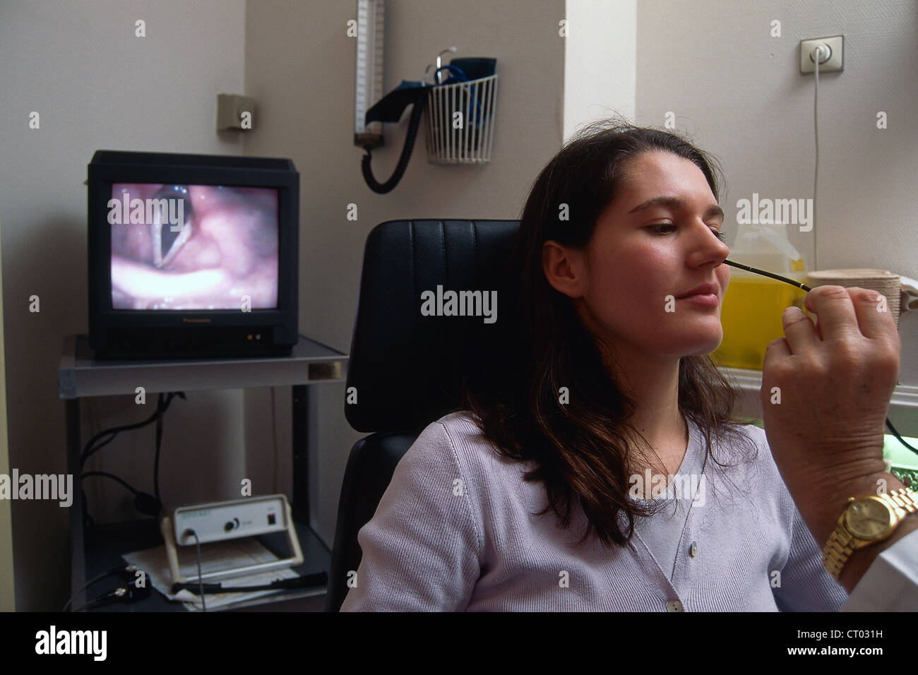 Larynx endoscopy examination -Fotos und -Bildmaterial in hoher ...