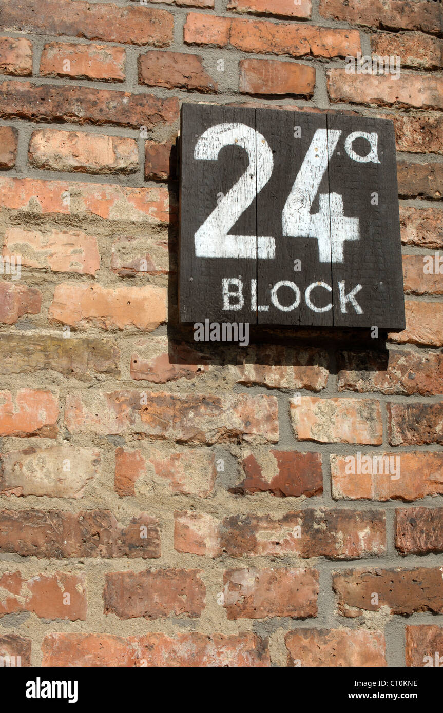 Auschwitz base camp poland block -Fotos und -Bildmaterial in hoher ...