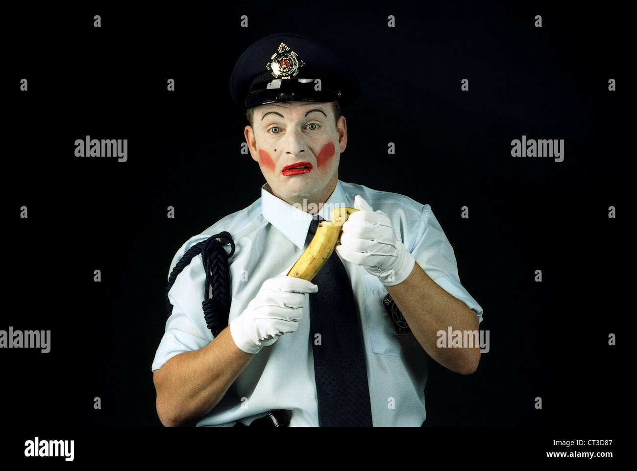 Police Clown Stockfotos und -bilder Kaufen - Alamy