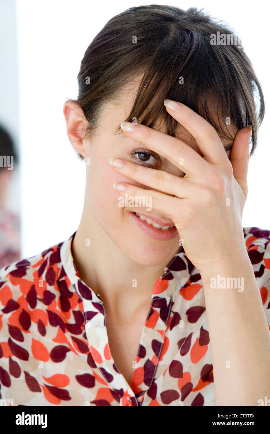 Roguish smile -Fotos und -Bildmaterial in hoher Auflösung – Alamy