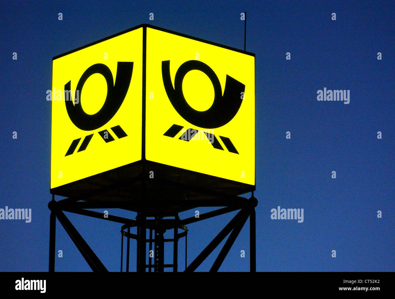 Logo deutsche post -Fotos und -Bildmaterial in hoher Auflösung – Alamy