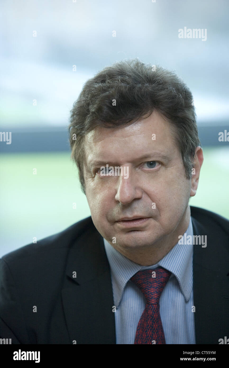 Jean rey -Fotos und -Bildmaterial in hoher Auflösung – Alamy