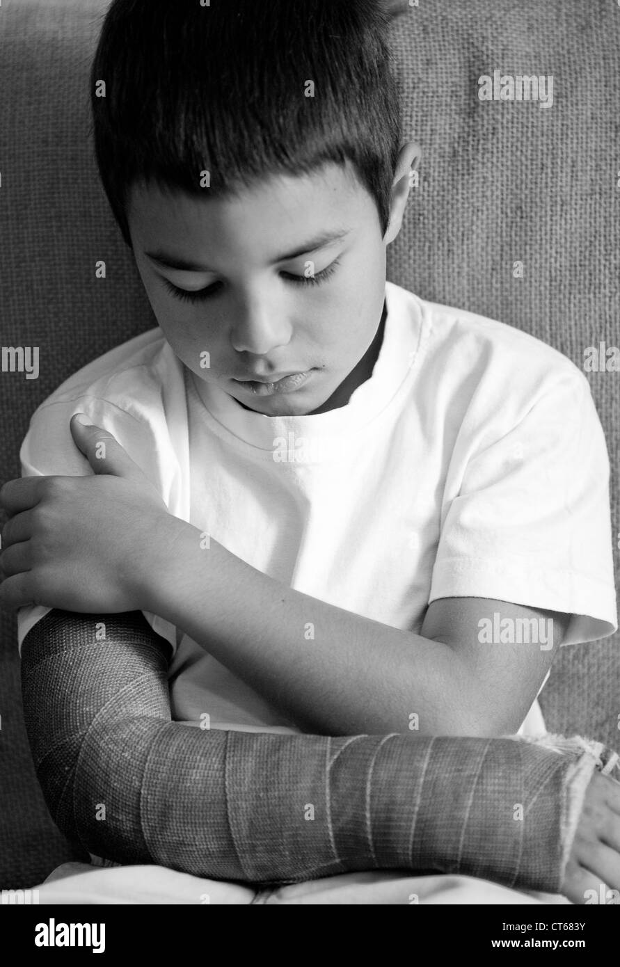 Gips verband Schwarzweiß-Stockfotos und -bilder - Alamy