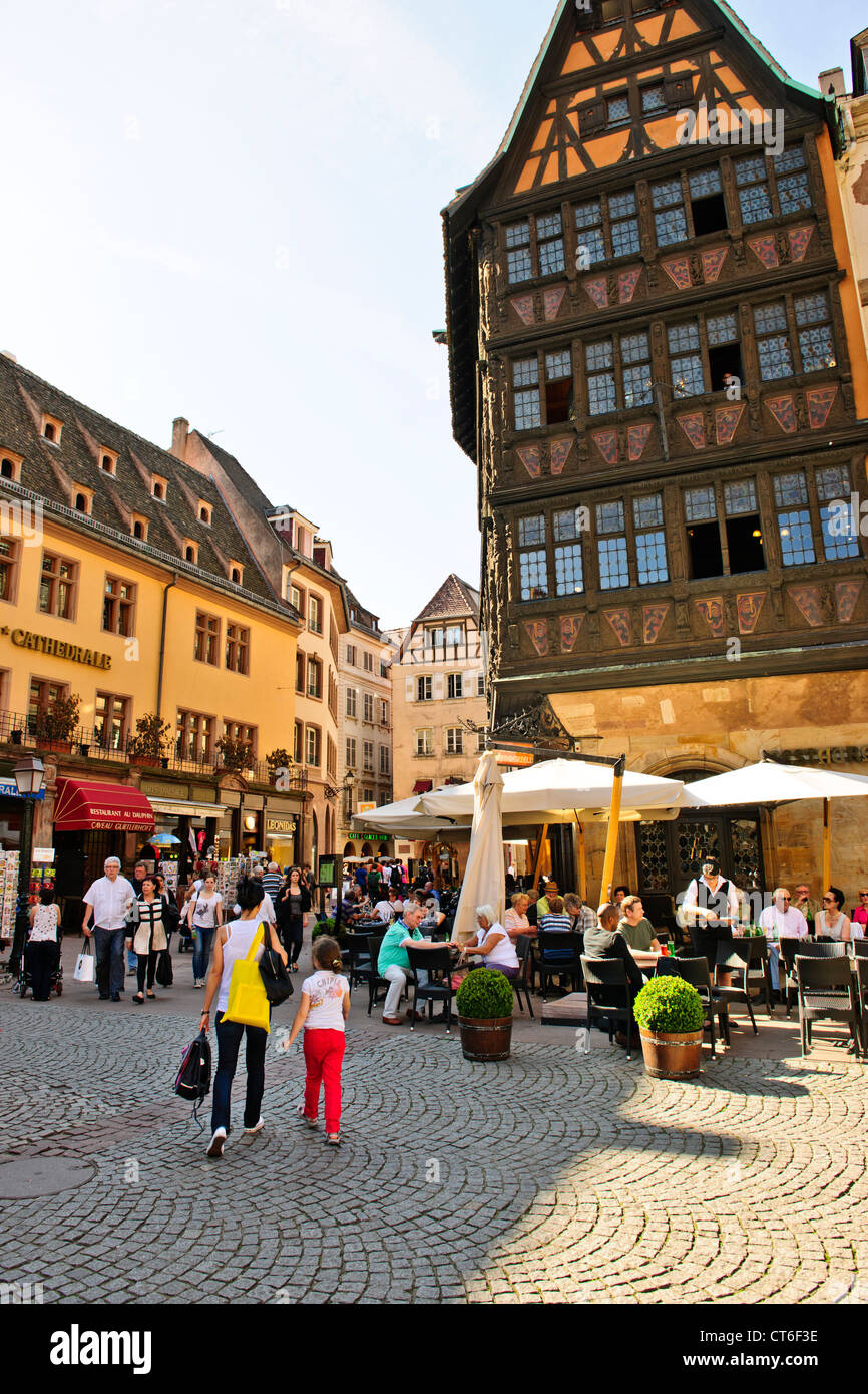 Restaurants strasbourg cathedral strasbourg -Fotos und -Bildmaterial in ...