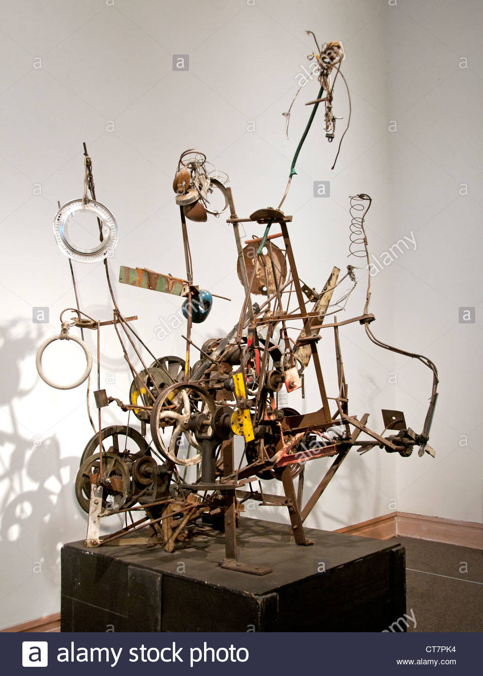 Jean Tinguely Stockfotos & Jean Tinguely Bilder - Alamy