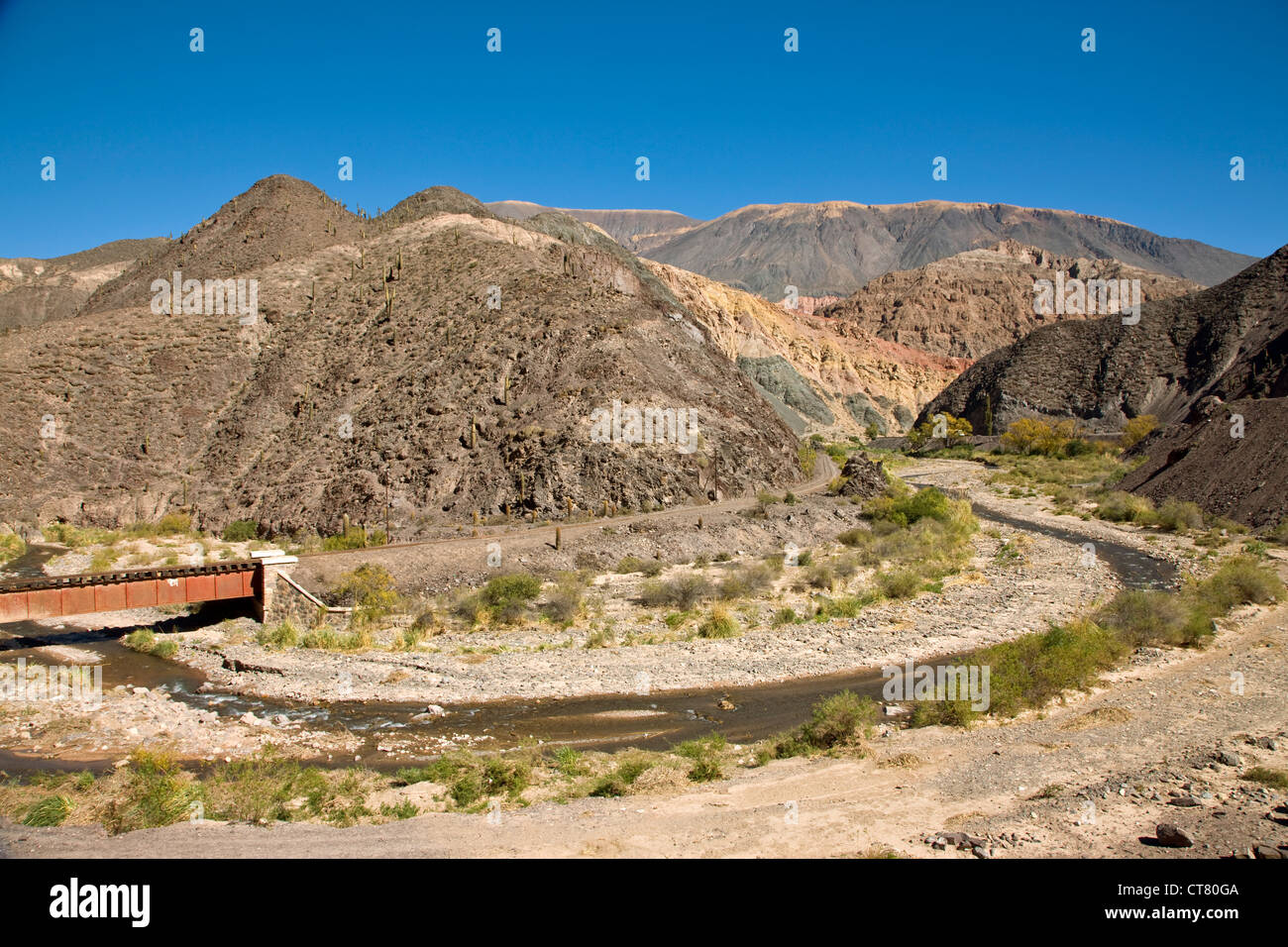 Berg und talbahn -Fotos und -Bildmaterial in hoher Auflösung – Alamy