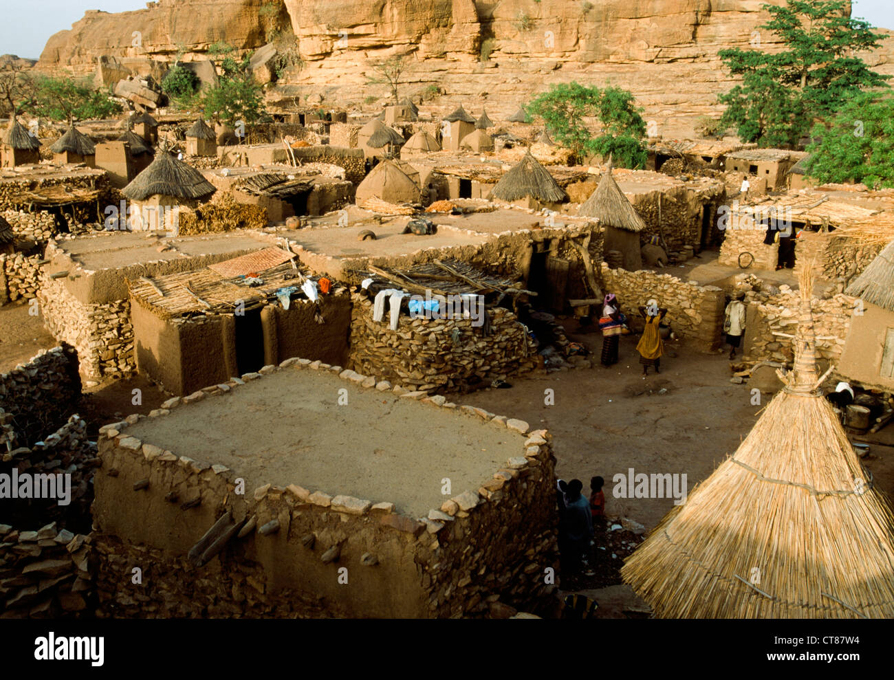 Dogon Village Mali Huts Stockfotos und -bilder Kaufen - Alamy