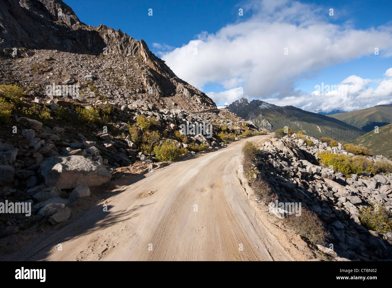 Dege sichuan province -Fotos und -Bildmaterial in hoher Auflösung – Alamy