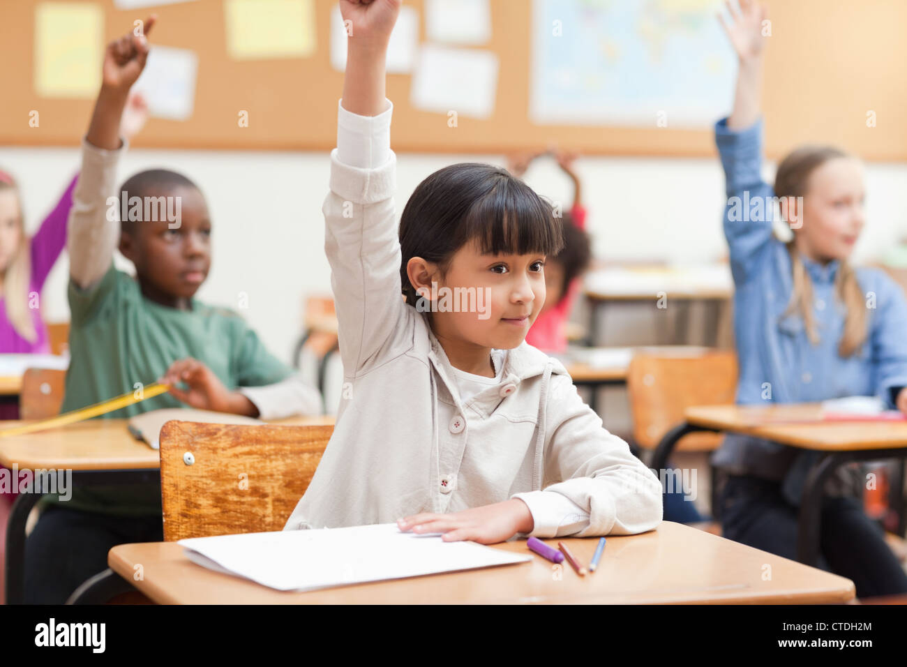 Answering hand -Fotos und -Bildmaterial in hoher Auflösung – Alamy