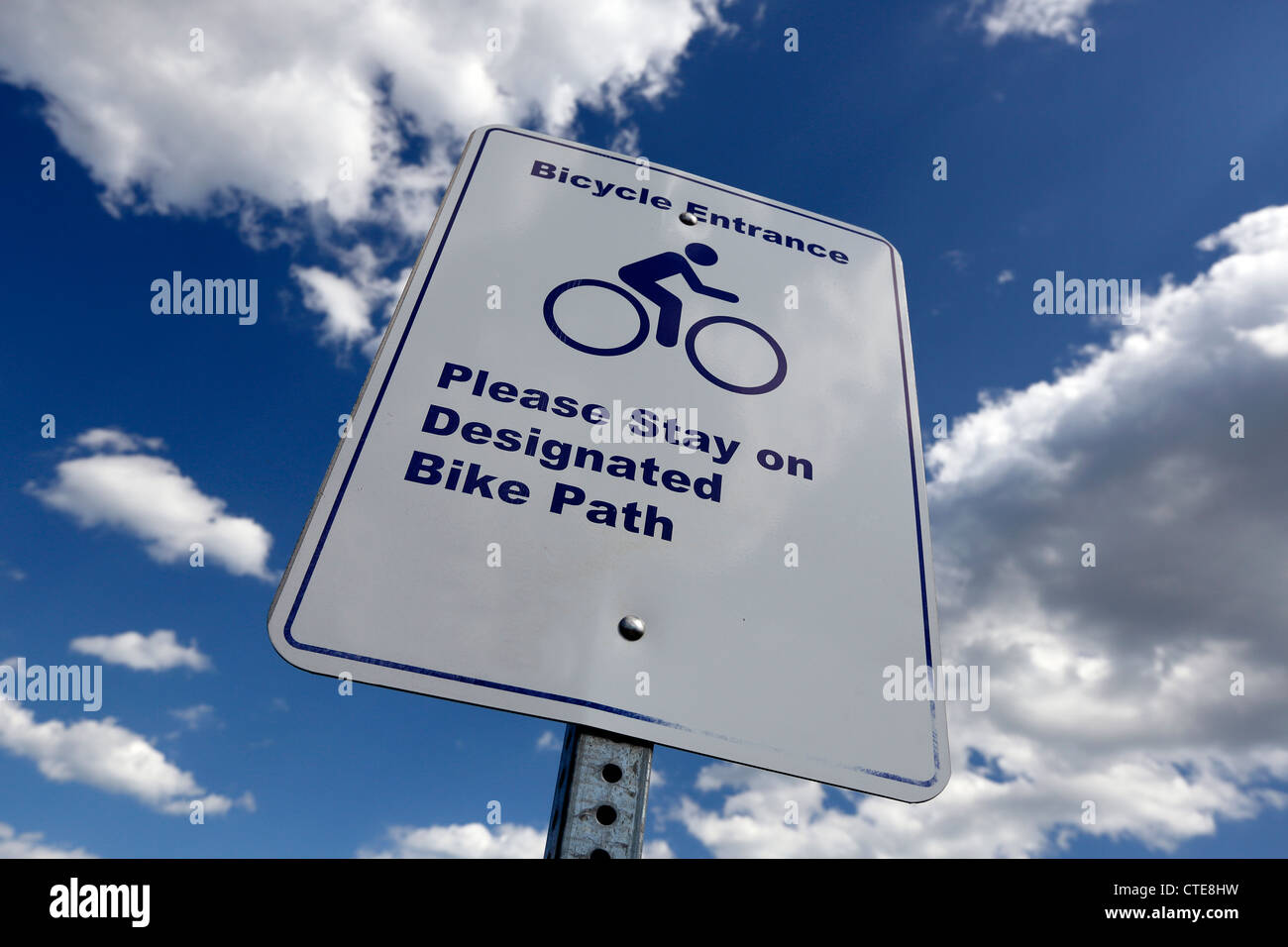 Fahrradweg radweg radweg -Fotos und -Bildmaterial in hoher Auflösung ...