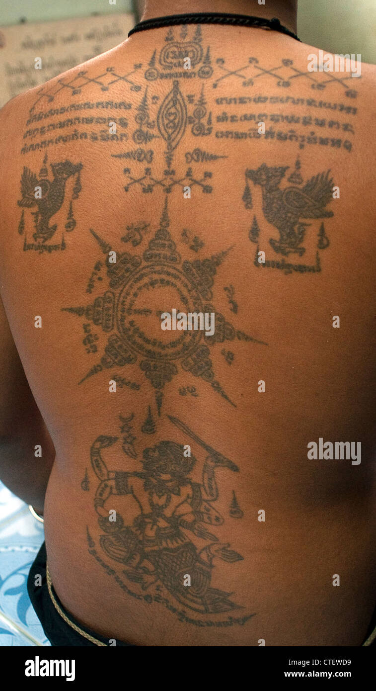 Sak Yan Meister, Ajahn Anek von Ban Lamung Thailand. Sak Yan sind die ...