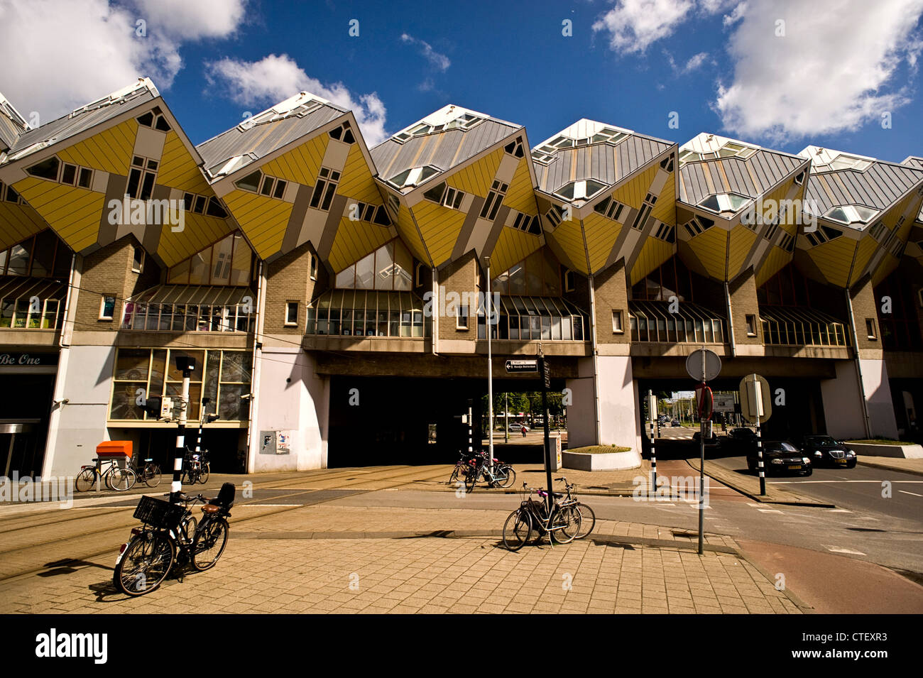 Kijk Kubus Haus Stockfotos und -bilder Kaufen - Alamy