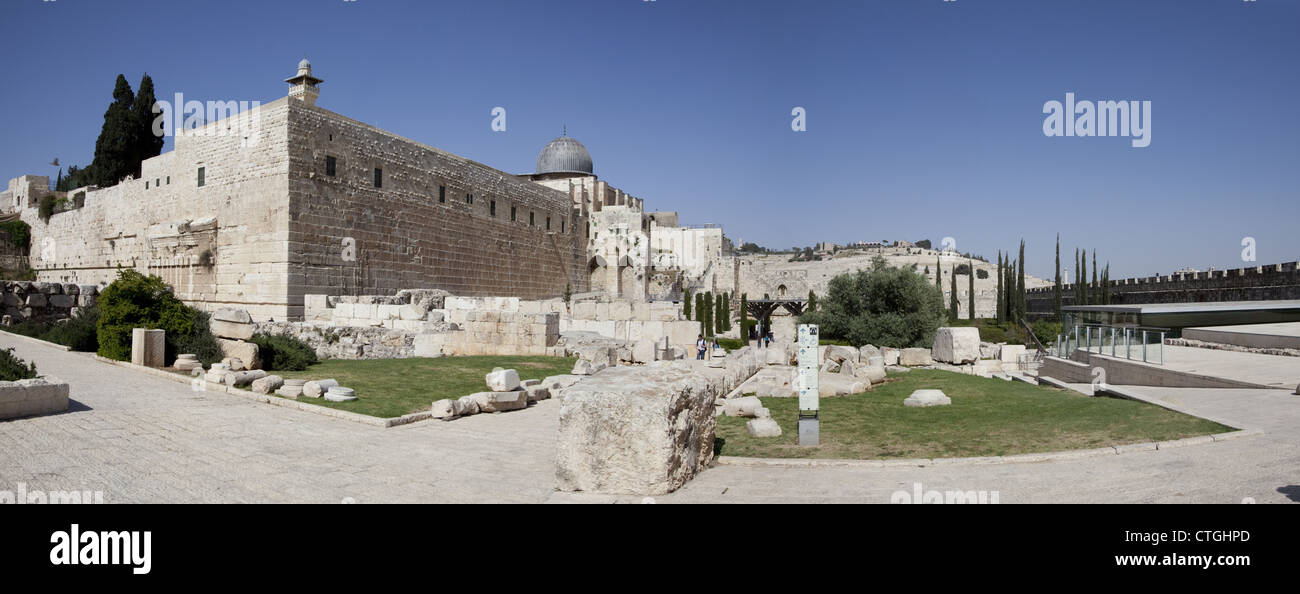 Panoramablick auf dem Tempelberg in der Altstadt von Jerusalem zeigen ...