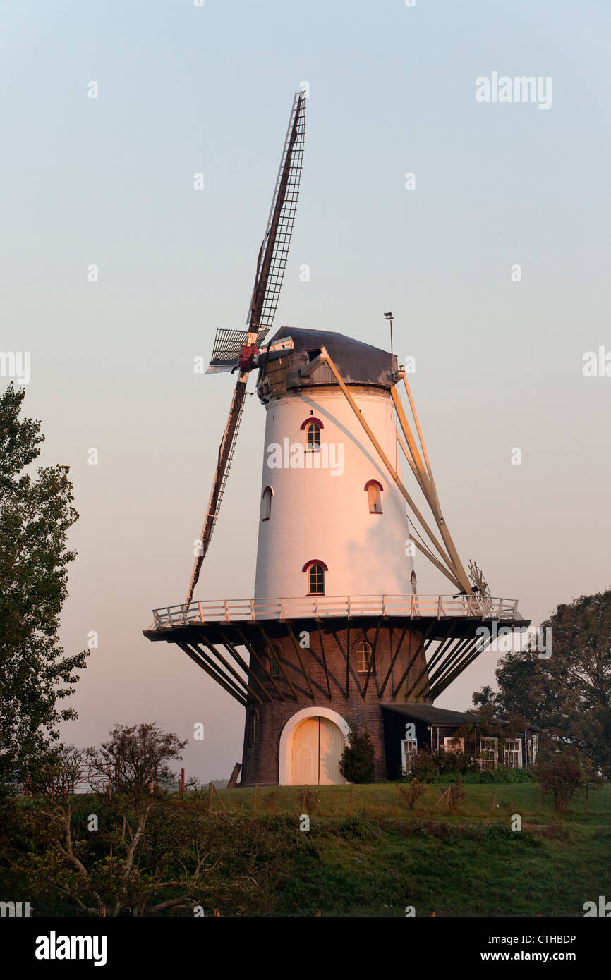 Traditionelle Windmühle Stockfotos und -bilder Kaufen - Alamy