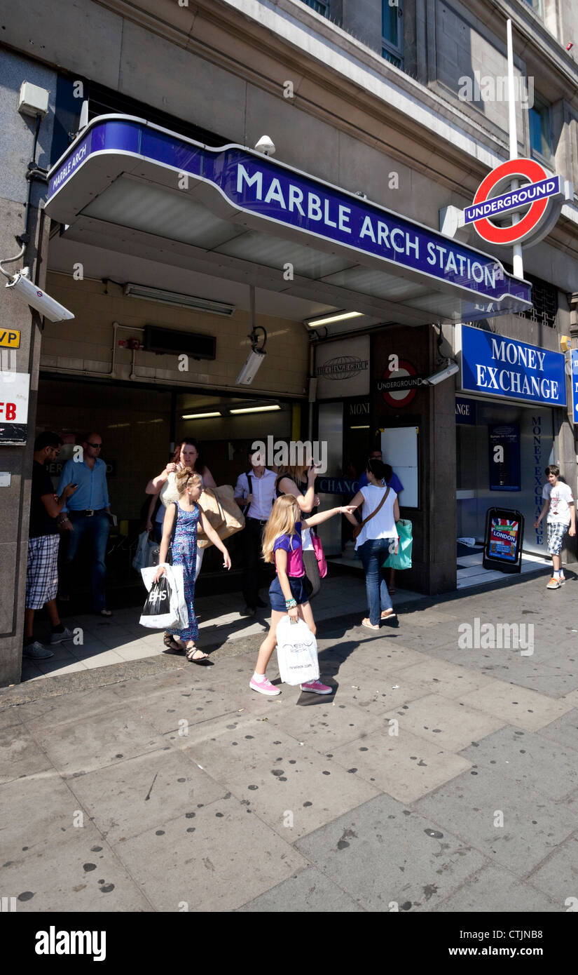 Marble arch underground tube station -Fotos und -Bildmaterial in hoher ...