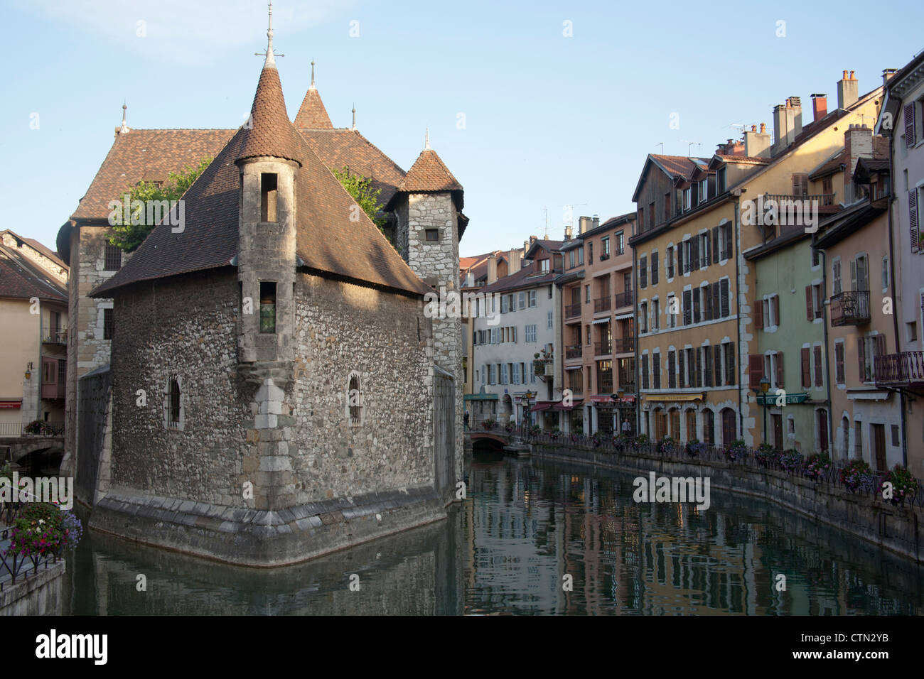 Alte annecy -Fotos und -Bildmaterial in hoher Auflösung – Alamy