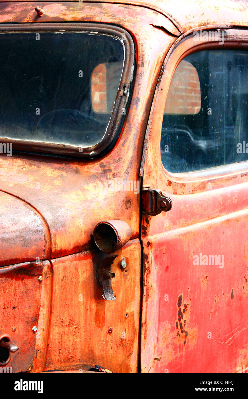 Car wrack -Fotos und -Bildmaterial in hoher Auflösung – Alamy