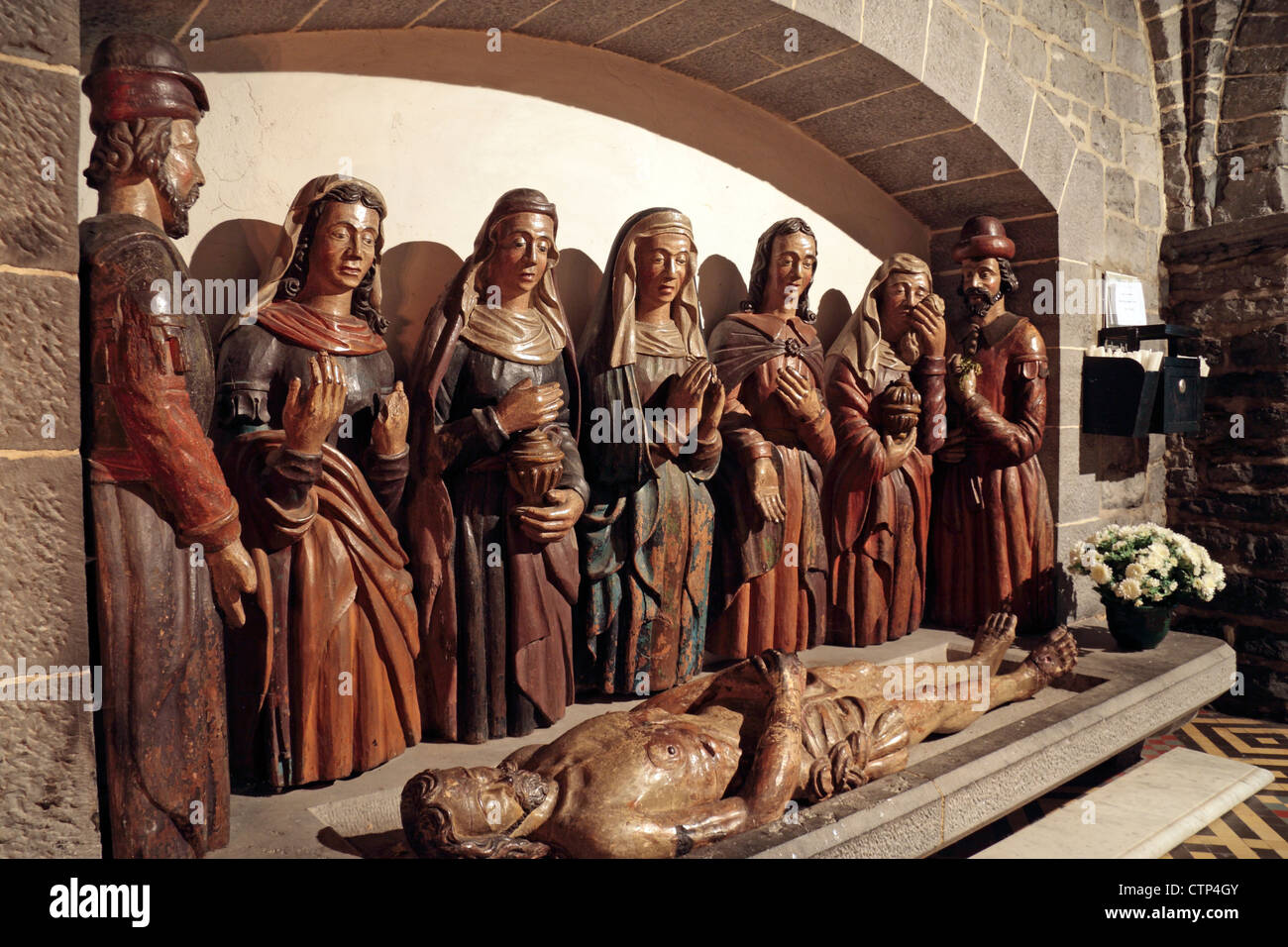 Skulpturen, die den tod von jesus darstellen -Fotos und -Bildmaterial ...