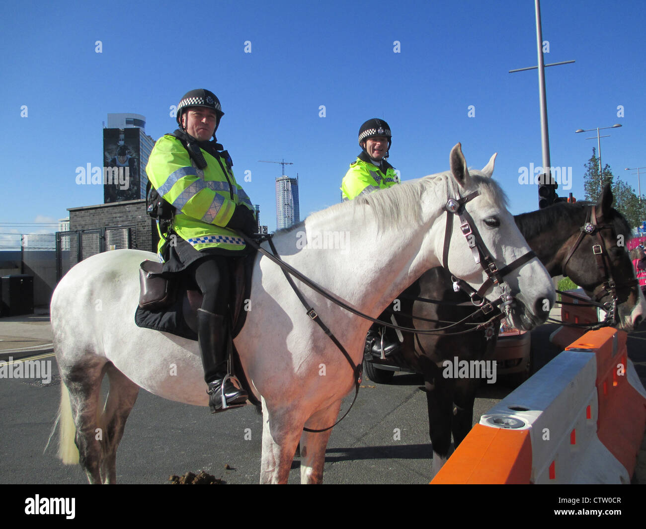 BERITTENE Polizei am Olympiapark, Stratford, London, im Juli 2012. Foto ...