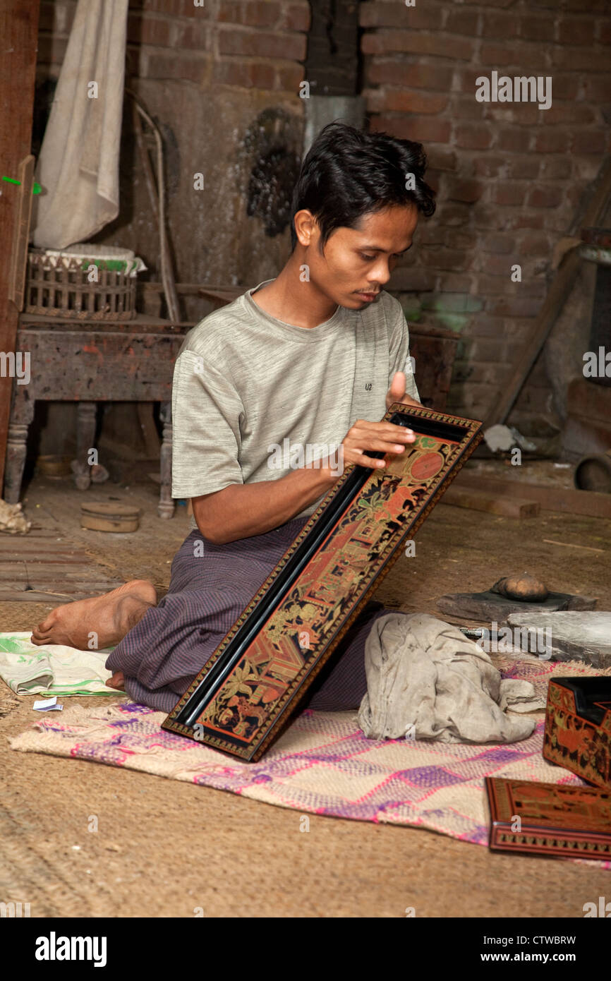 Myanmar lacquerware bagan -Fotos und -Bildmaterial in hoher Auflösung ...