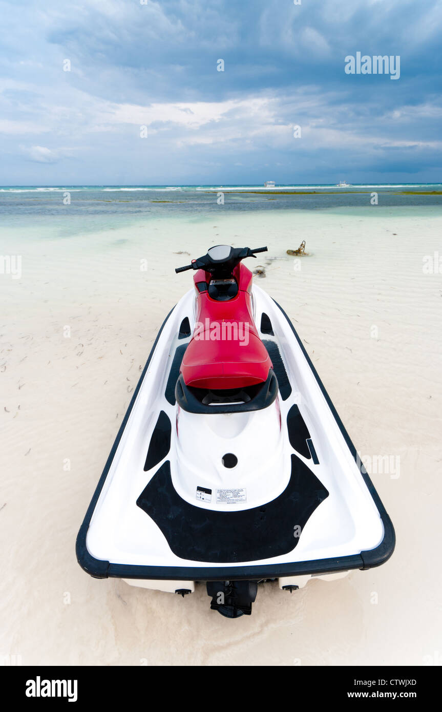 Ski strand -Fotos und -Bildmaterial in hoher Auflösung – Alamy