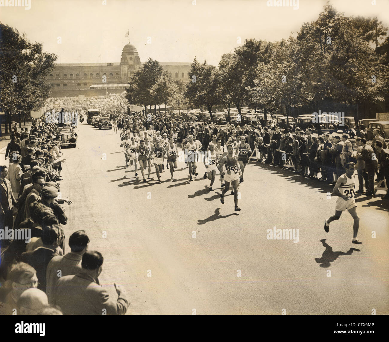 London 1948 -Fotos und -Bildmaterial in hoher Auflösung – Alamy