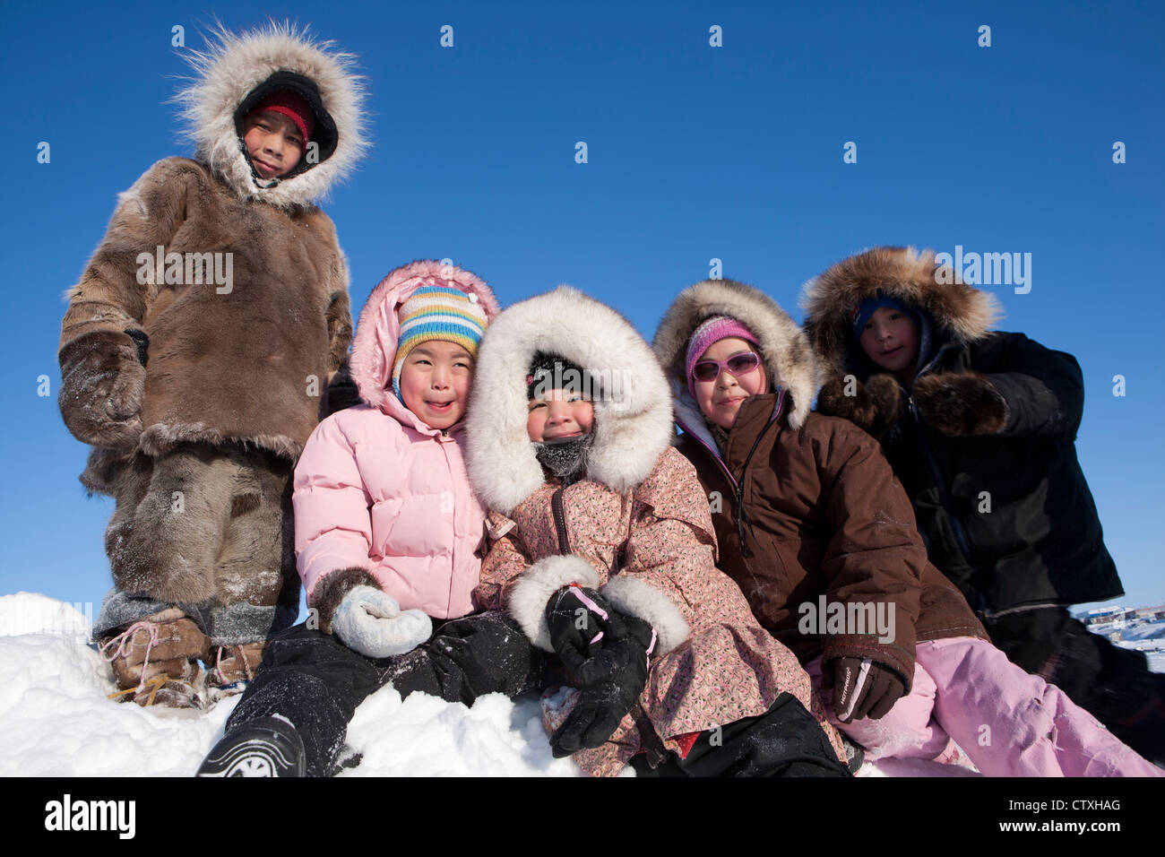 Inuit Canada Children Stockfotos und -bilder Kaufen - Alamy