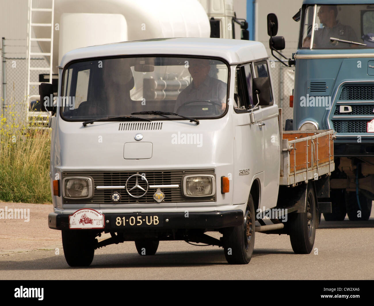 Klassischer mercedes benz lkw -Fotos und -Bildmaterial in hoher ...