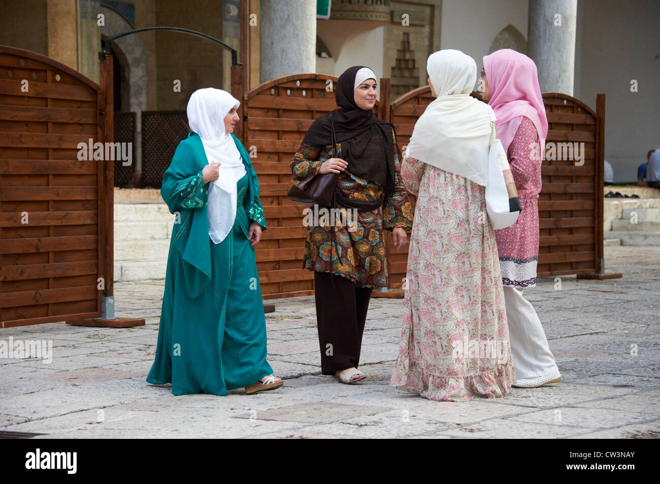 Gazi Husrev-Begova Moschee Sarajevo Bosnien und Herzegowina. Gruppe von ...