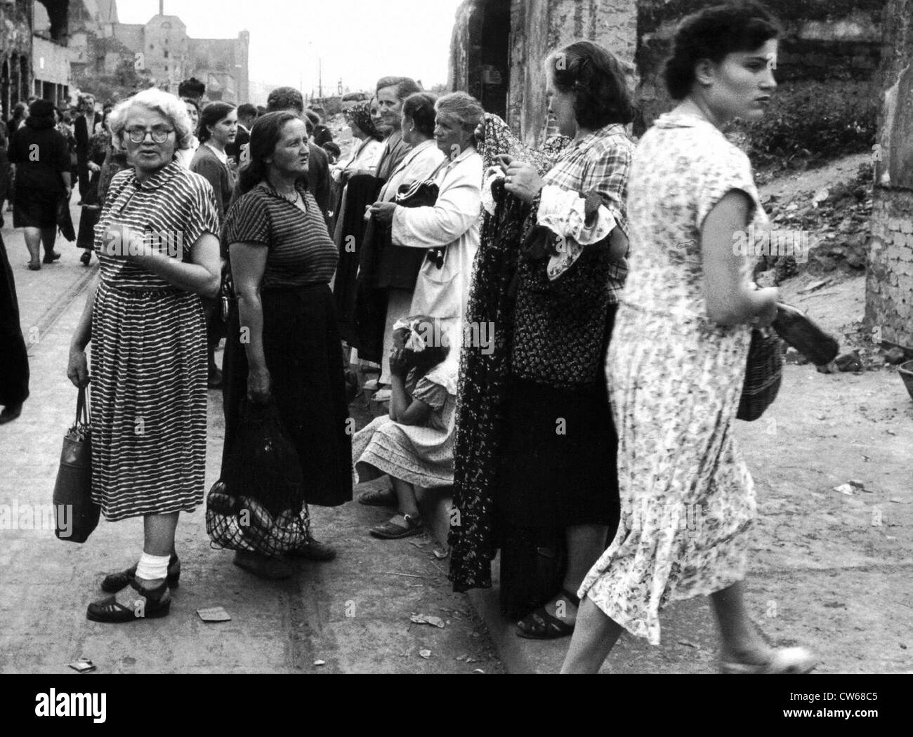 Breslau (ehemaliger deutscher Name, jetzt Wroclaw in Polen), 1945 ...
