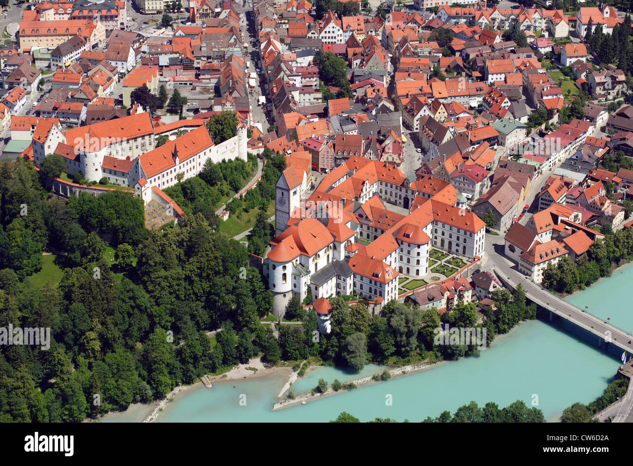 View on fuessen with lech river -Fotos und -Bildmaterial in hoher ...