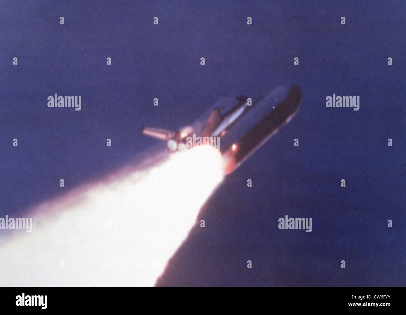 Space shuttle challenger explosion -Fotos und -Bildmaterial in hoher ...
