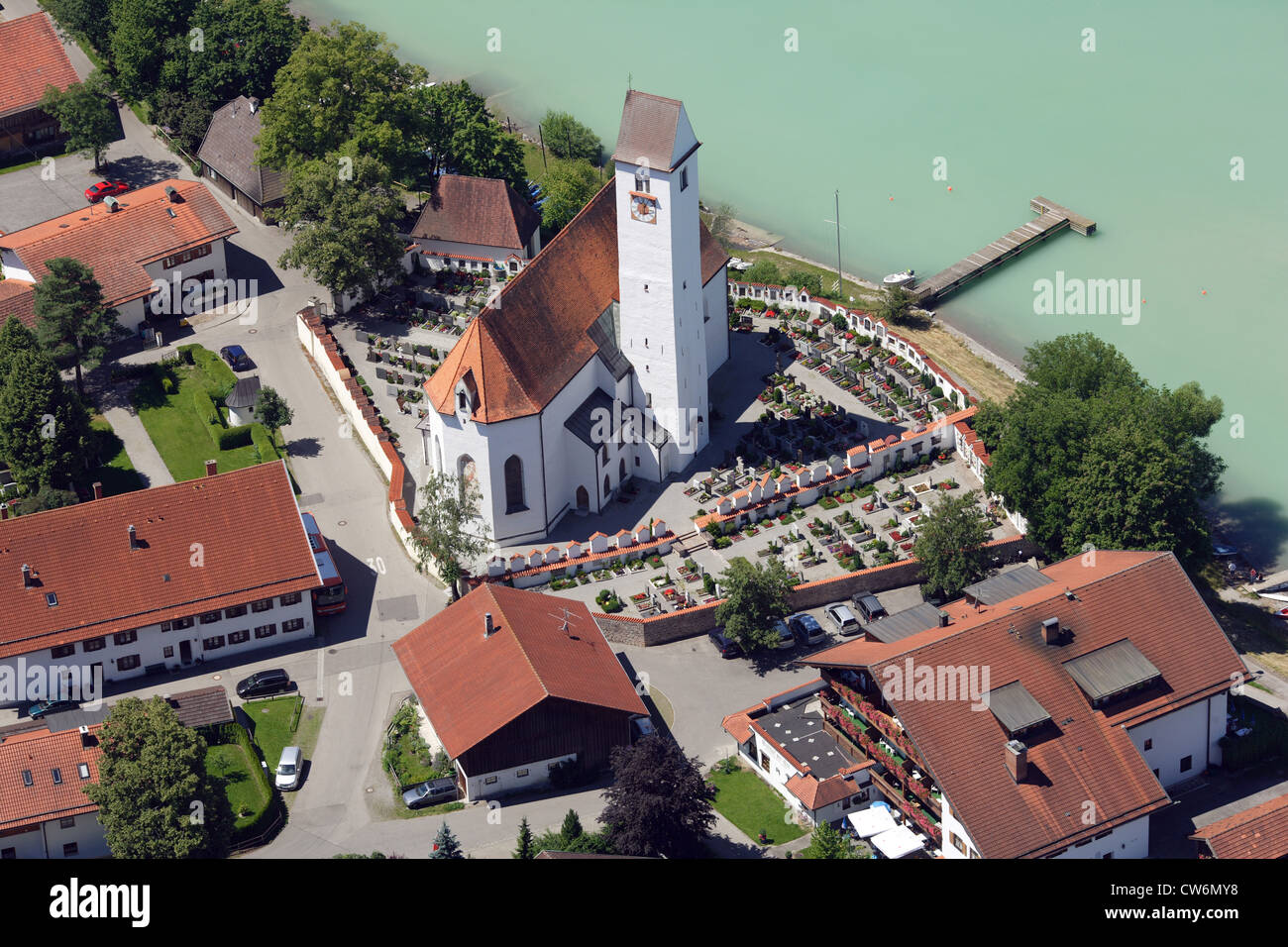 Kirche und friedhof am schmuggensee -Fotos und -Bildmaterial in hoher ...