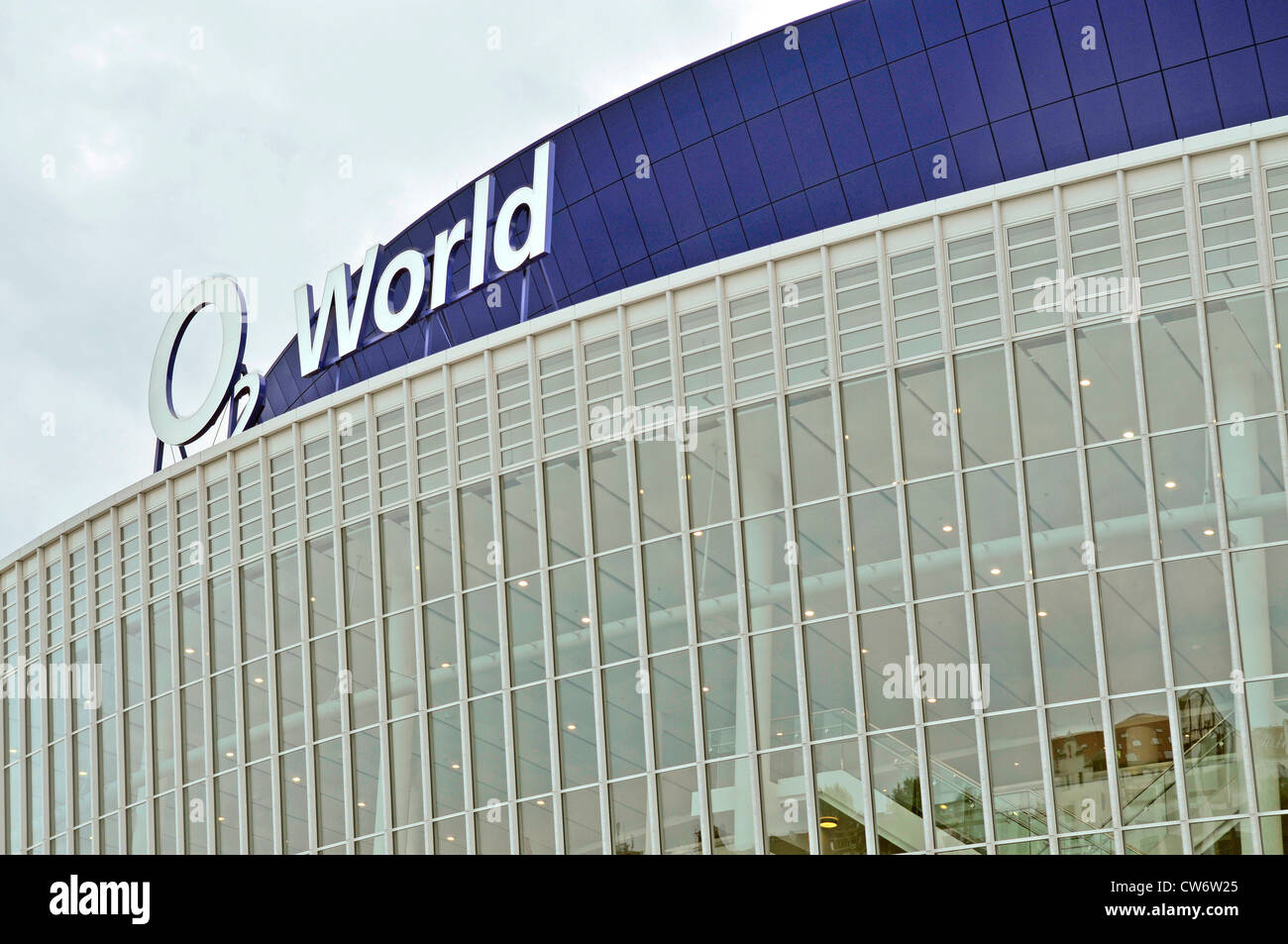 O2 world berlin -Fotos und -Bildmaterial in hoher Auflösung – Alamy